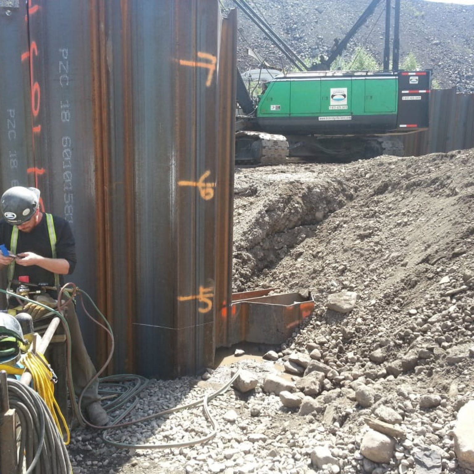 Coffer dam installation - Johnston Construction
